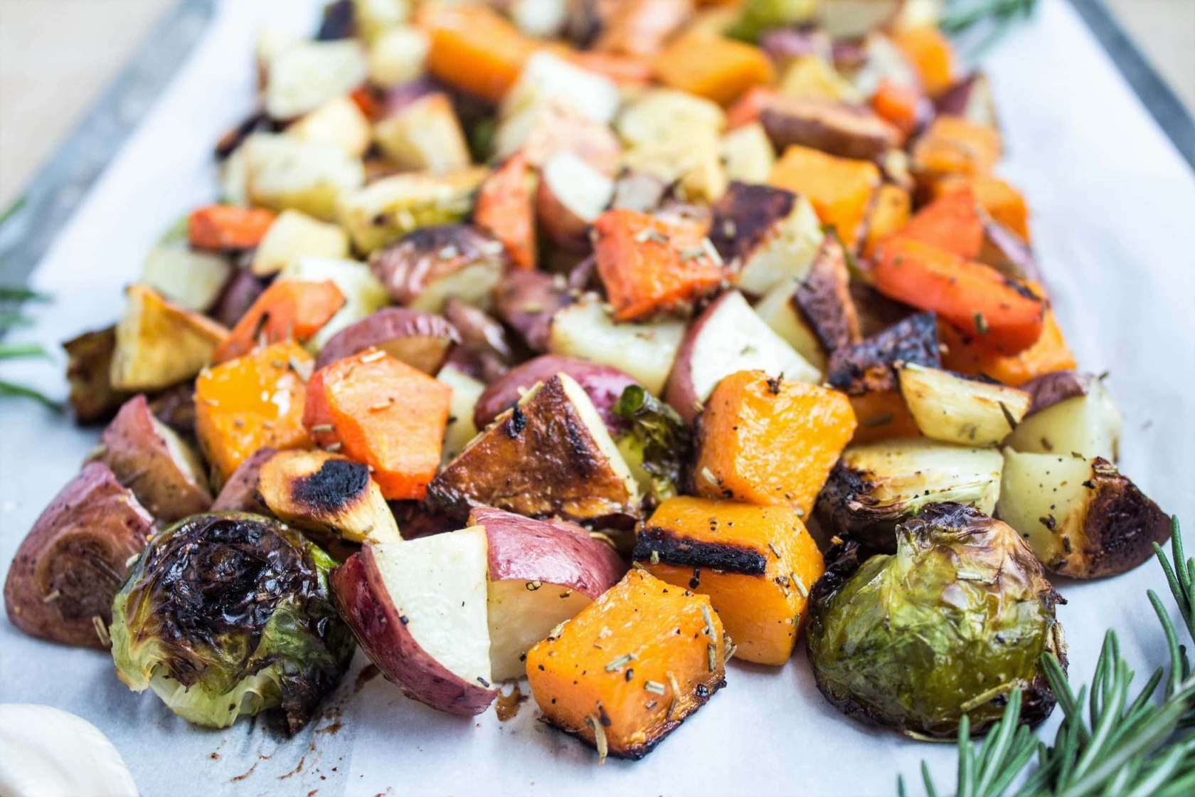 Herb & Garlic Roasted Vegetables - Quick and Easy Side Dish