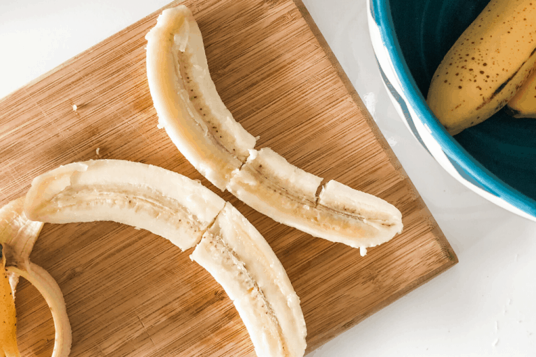 The Most Awesome Way to Slice a Banana - fANNEtastic food