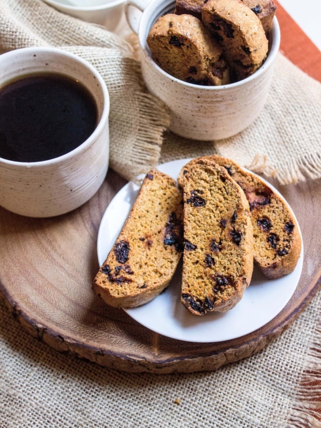Healthy Pumpkin Biscotti - fANNEtastic food