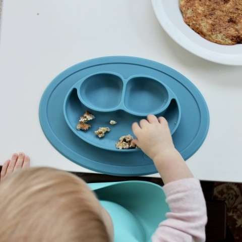 Healthy One Handed-Snack Ideas for Moms (and Dads!) - fANNEtastic food