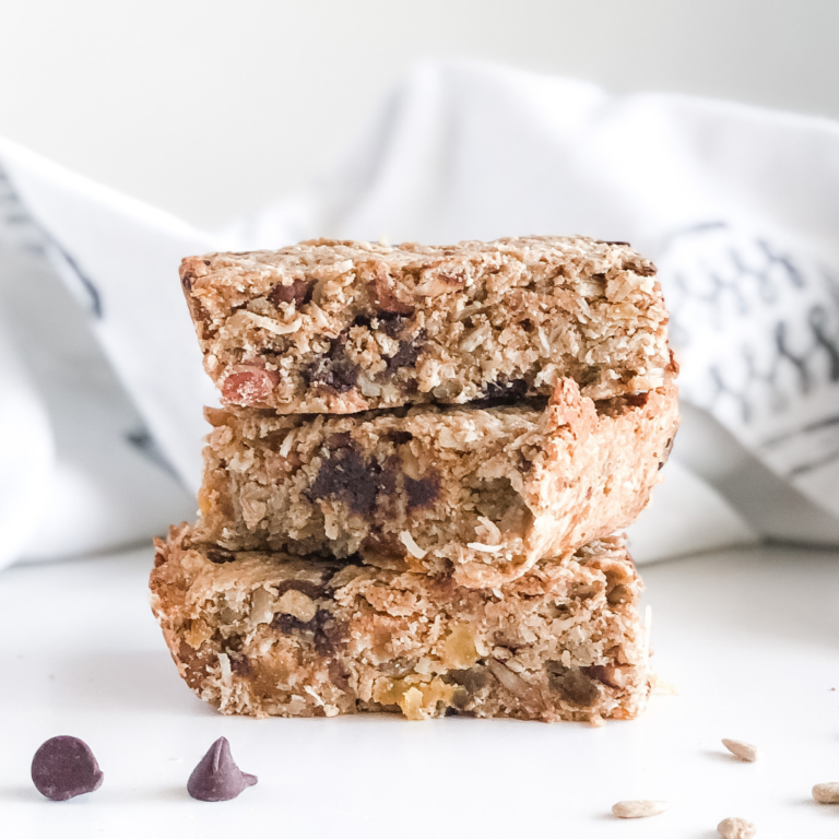 Easy Homemade Protein Granola Bars (Crunchy & Nutty)