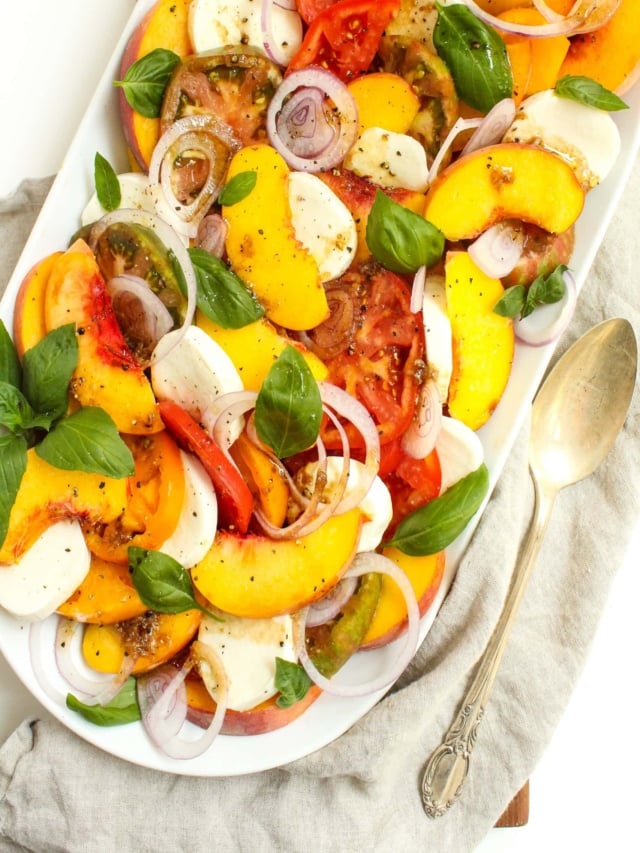 Summer Peach Caprese Salad Recipe - fANNEtastic food