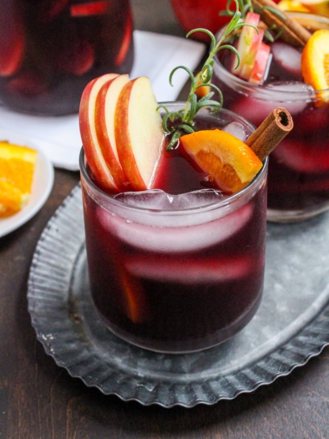 Apple Cider Fall Sangria with Bourbon - fANNEtastic food