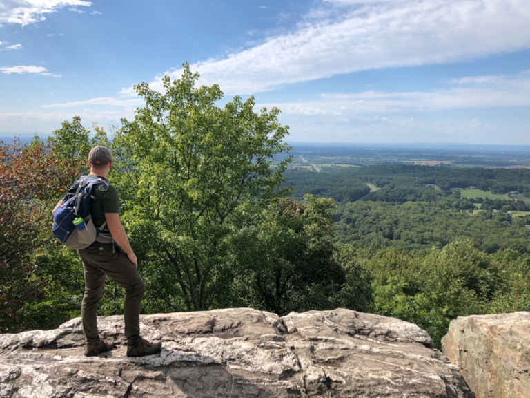 Day Date: Bear's Den Hike + Bluemont Winery - fANNEtastic food
