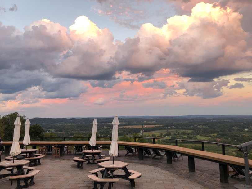 Day Date: Bear's Den Hike + Bluemont Winery - fANNEtastic food