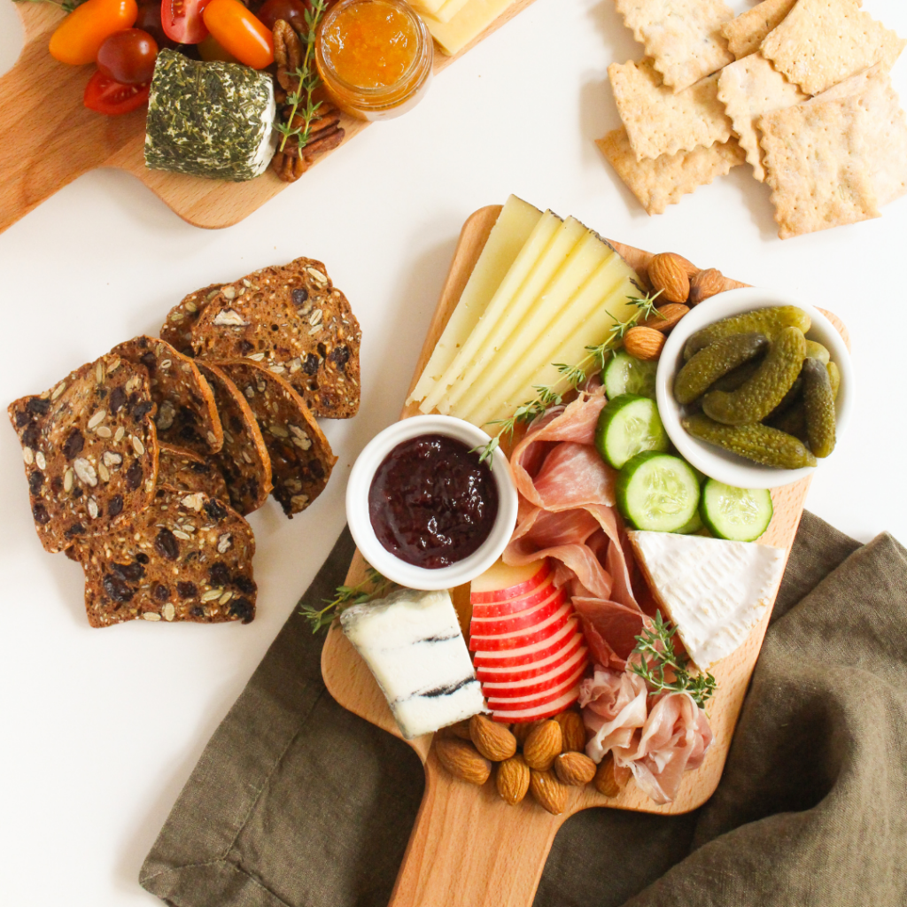 Simple Small Charcuterie Board - fANNEtastic food