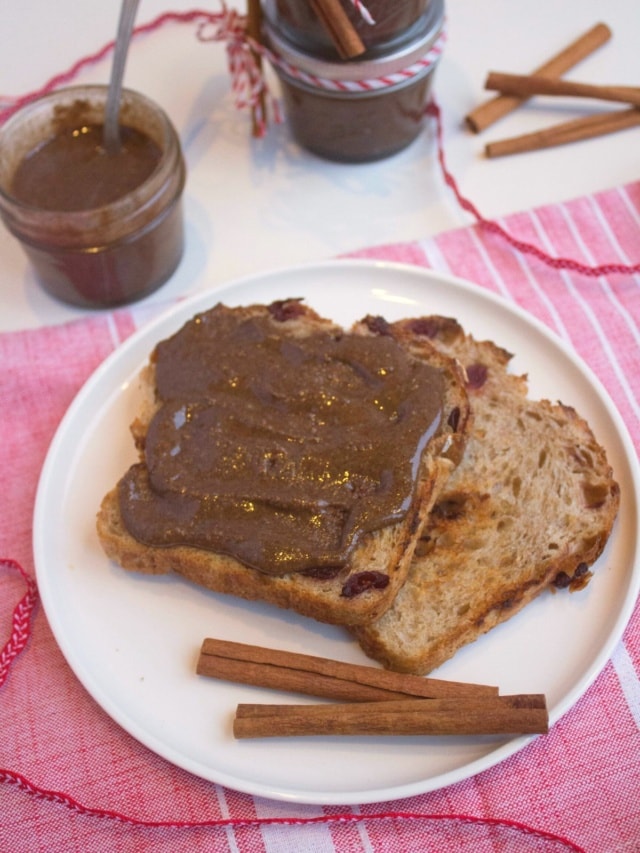 Gingerbread Pecan Butter Recipe - fANNEtastic food