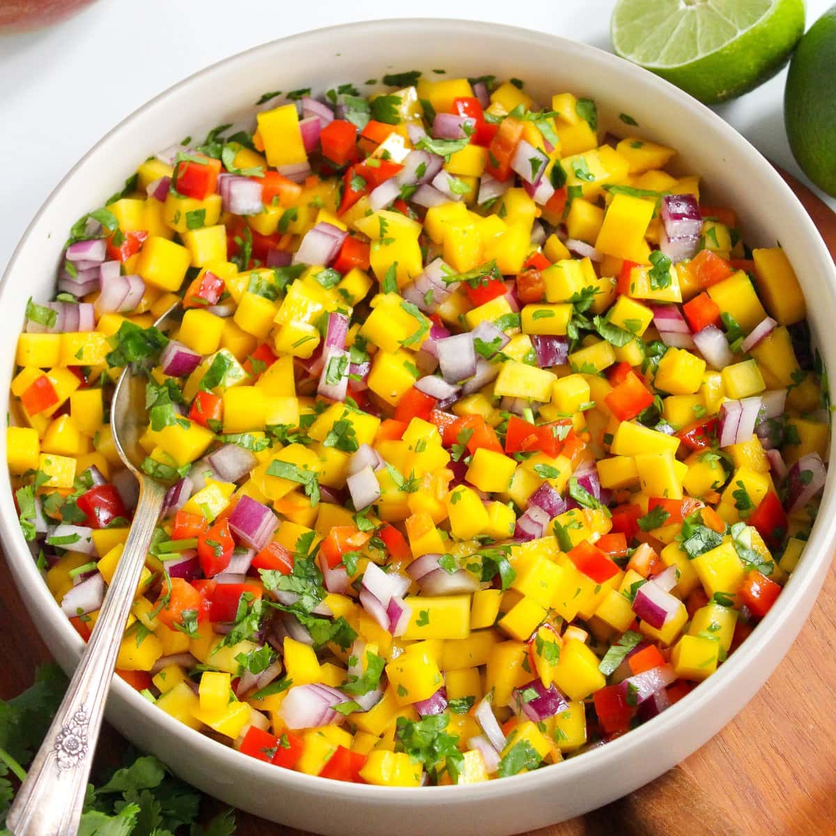 7 Easy Summer Dip Recipes - fANNEtastic food