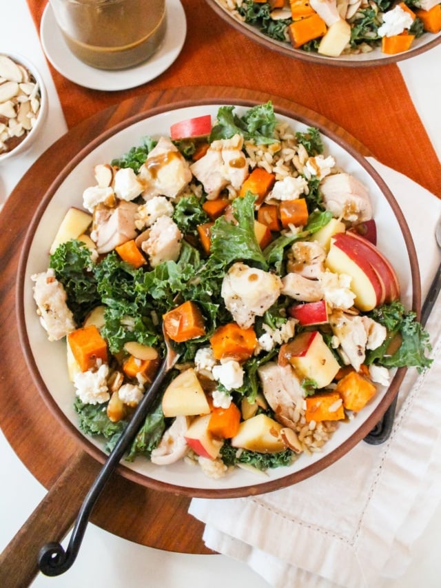 Sweet Potato Fall Salad Bowls with Chicken - fANNEtastic food